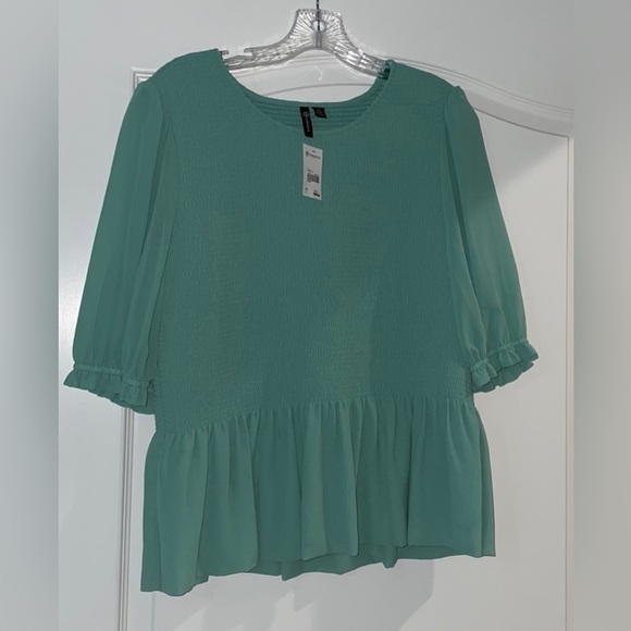 Versona | Tops | New Blouse With Tag Color Is Same As The Picture ...